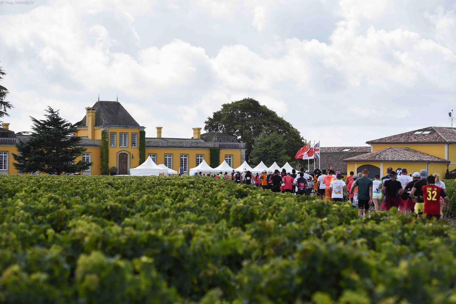 Le Marathon du Médoc : la course la plus festive du monde - Château ...